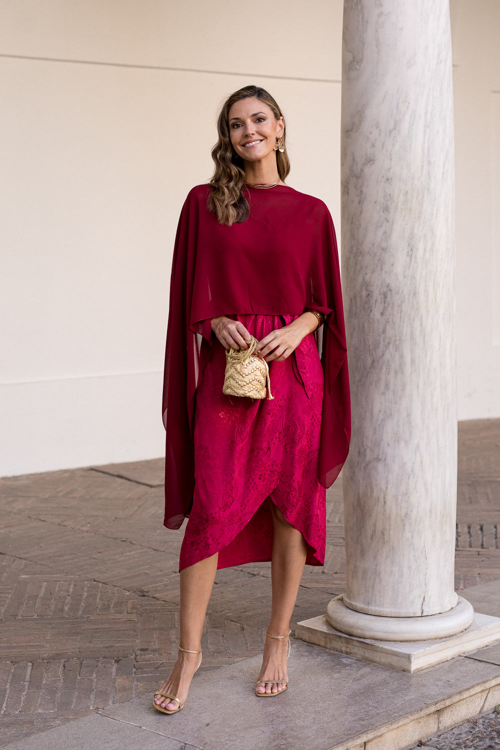 Capa gasa granate – Vestidissima